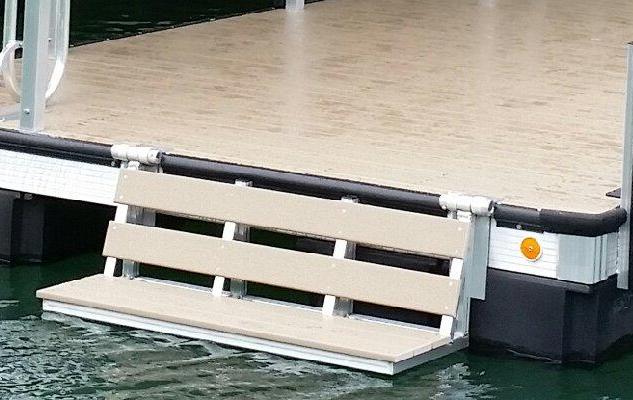 Swim Bench – Custom Dock Systems